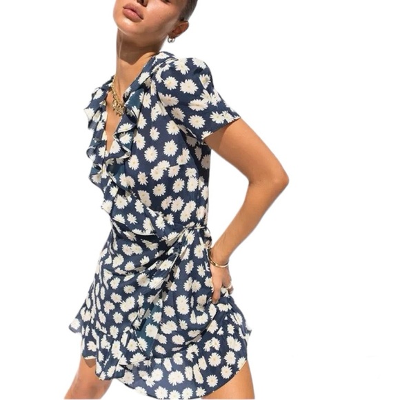 Realisation Par | Dresses | Ralisation Par The Alexandra Dress In Navy ...